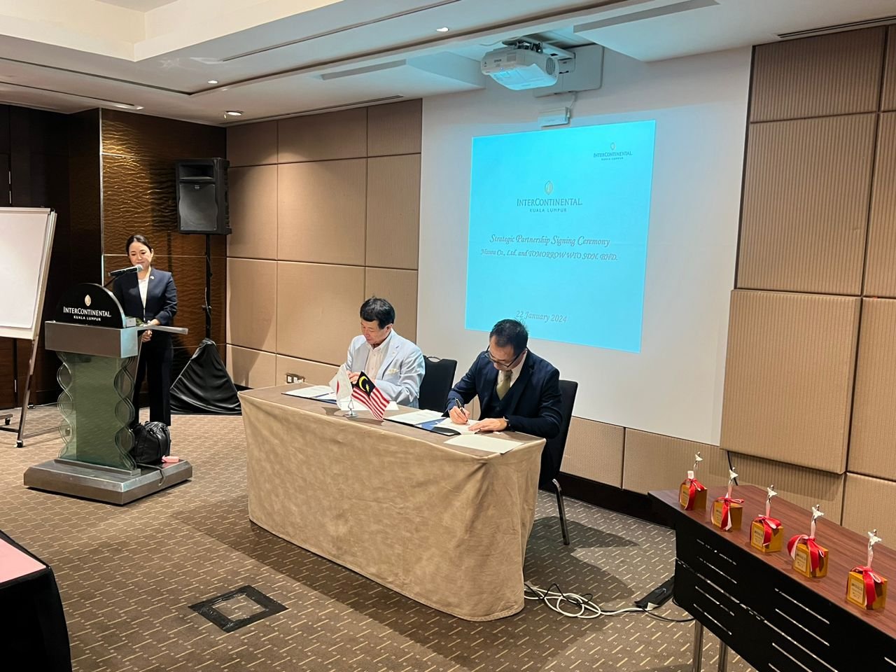 TOMORROW WTO SDN. BHD.とNissou Co. Ltd.パートナーシップ